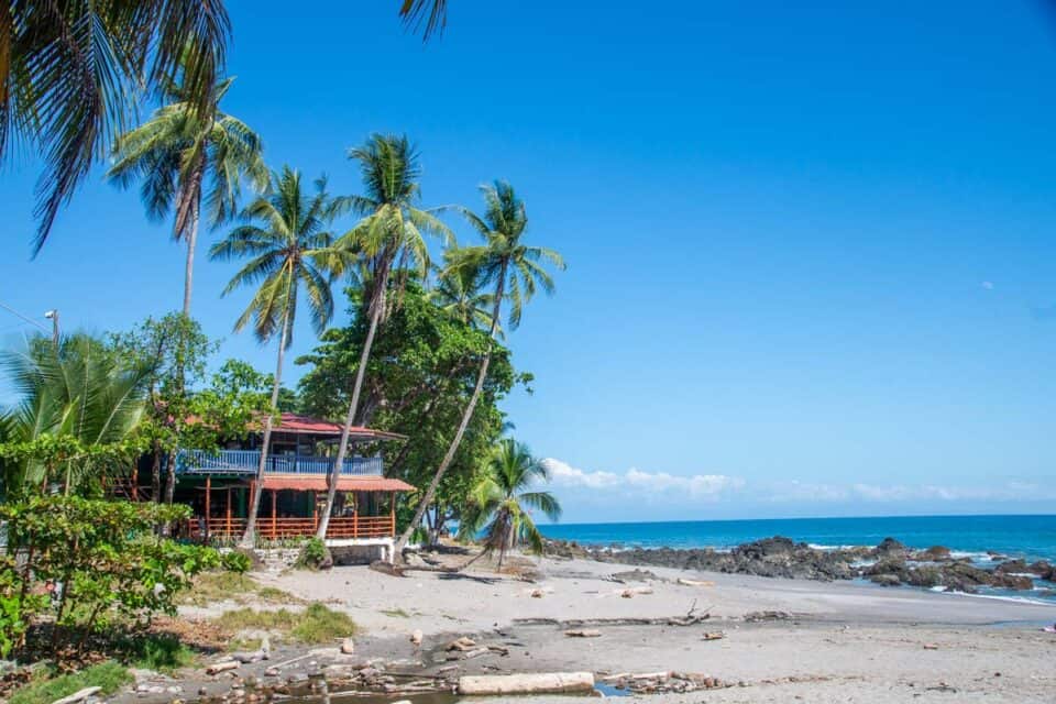 15 BEST Beach Towns in Costa Rica that you should Visit