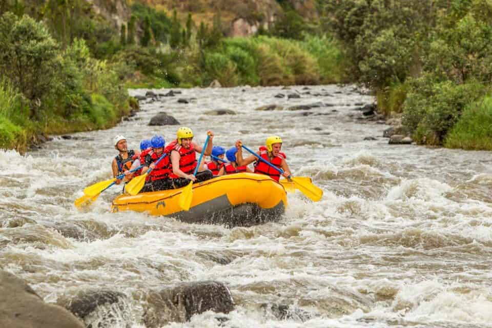 8 Things to Know BEFORE Going Whitewater Rafting in La Fortuna